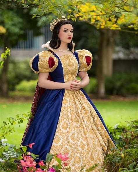 Snow White By Costama Cosplay Photo By Journeysincolor Princess