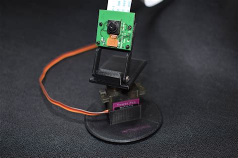 raspberry pi camera panning with a servo motor — maker portal