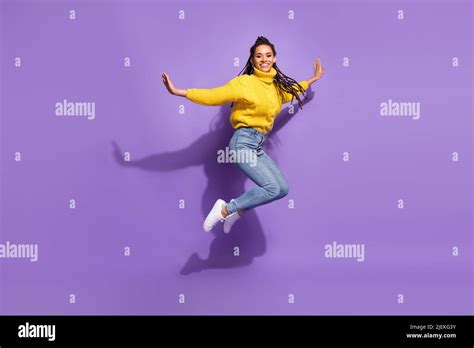 Full Size Profile Photo Of Optimistic Brunette Lady Dance Wear Yellow