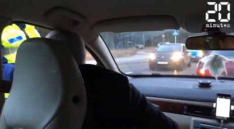 Des Policiers Qui Font Mal Leur Travail Le Rewind Du Mercredi 29 Mars