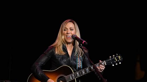 Sheryl Crow Faced Sexual Harassment From Michael Jacksons Late Manager