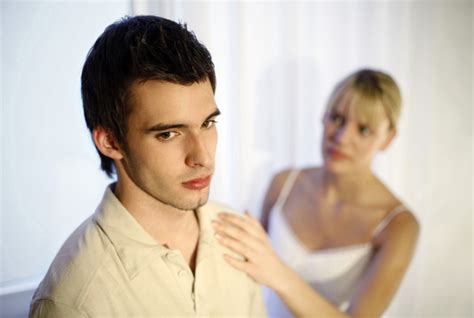 Why Men Pull Away The Early Stages Female Secrets