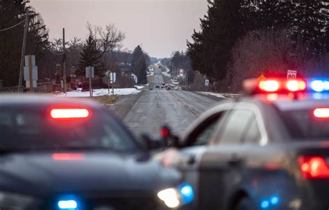 Deux Suspects Accusés Du Meurtre Dun Policier En Ontario Le Devoir