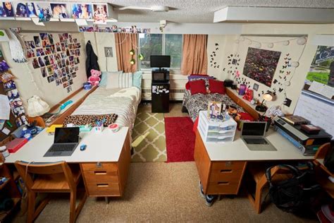 Snyder Hall Liveon