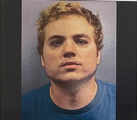 Police Searching For Christopher Keeley Suspect In Marshfield Double