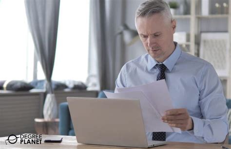 10 Best Online College Degrees For Seniors [2025 Guide]