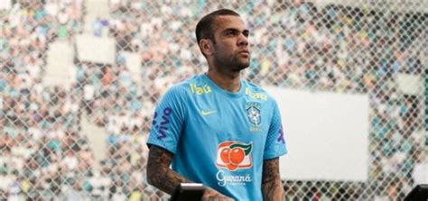 Selección De Futbol De Brasil Aplaza Viaje A Tokio Por Estado De