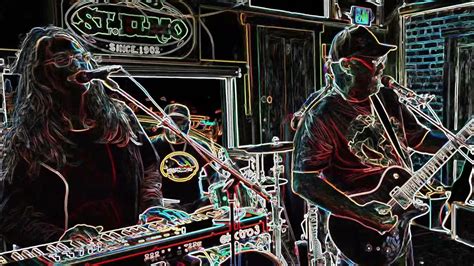 Image result for Alien Short Soundariya