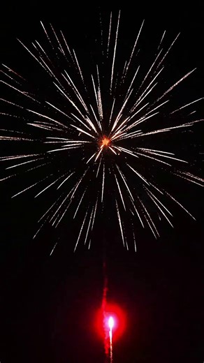 Massive Firework Cake!🔥💥 #fireworkcake #feuerwerksbatterie #fireworks #firework #feuerwerk #fuegosartificiales #pyroforlife #pyro #pyrography #fyp #foryou #fireworkshow Massive Firework Cake!🔥💥 #fireworkcake #feuerwerksbatterie #fireworks #firework #feuerwerk #fuegosartificiales #pyroforlife #pyro #pyrography #fyp #foryou #fireworkshow | CharlesPyro Fireworks