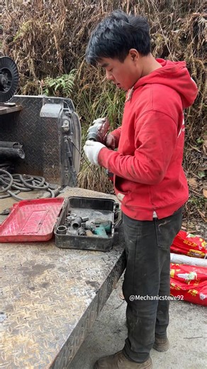 Mini Excavator Boom Base Hole Repair | Precision Machining #MiniExcavator #ExcavatorRepair #BoomBaseRepair #HeavyEquipment #ConstructionMachinery #PrecisionMachining #OnSiteRepair #FieldMachining #WeldingRepair #MechanicLife #WorkshopLife #OriginalContent | Mechanic Steve