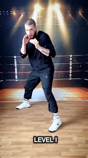 Level up your Footwork🥊 #boxing #boxingfootwork #boxingtraining | Petr Scholl - Boxing & Fitness