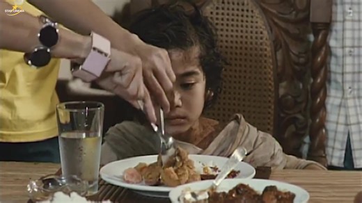 ‘Pak! Pak! My Dr. Kwak’ FULL MOVIE TEASER (Digitally Restored) Cleo (Bea Alonzo), a doctor, tries to debunk faith healer Angelo’s (Vic Sotto) powers, while fallen angel Angelito (Zaijan Jaranilla) helps him to become a better person. Released in 2011 and directed by Tony Reyes. Starring Vic Sotto, Bea Alonzo, Pokwang, Zaijian Jaranilla, Xyriel Manabat, Jose Manalo, and Wally Bayola. #PakPakMyDrKwak #VicSotto #BeaAlonzo | ABS-CBN Film Productions Inc. (Star Cinema)