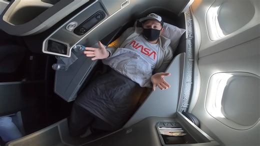 He paid for American Airlines first class - then he saw the reality