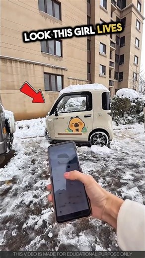 She Turns Her Tiny Car Into a Cozy Home During Winter