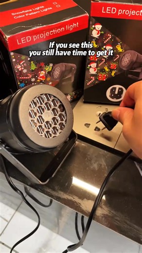 ✨ Create a Spectacular Christmas Display, Effortlessly! ✨ Tired of the tedious work of hanging string lights every year? This Christmas, skip the ladders and the tangles! Our Christmas LED Projector Light is the modern, brilliant solution for decorating your home. With 16 pre-loaded high-definition holiday patterns, you can instantly cover your space in a stunning display of falling snowflakes, dancing Santas, joyful "Ho Ho Ho" messages, playful reindeer, and more. It’s the centerpiece your holi