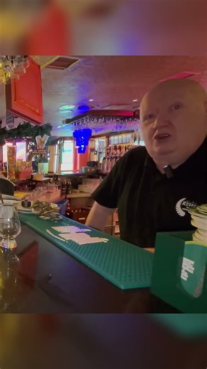 What “Rí-Rá” Really Means ☘️🍺 | Flash Explains