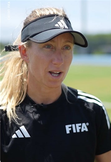 As FIFA ramps up preparations for the FIFA World Cup 2026™, match officials are entering high-intensity training. The first refereeing seminar was held in Rio de Janeiro, bringing together 24 top referees from 16 CONMEBOL and Concacaf countries. 🇧🇷🏟️ #soccer #football #fifaworldcup2026 #referees #fyp