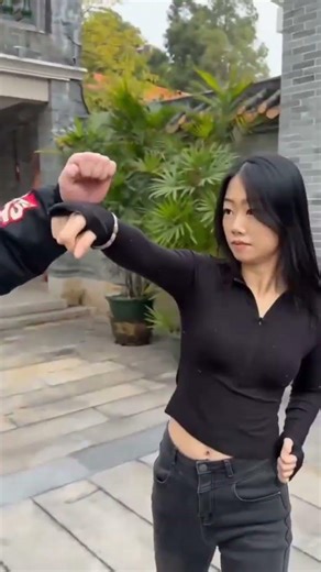 One Move to Knock Out Your Foe: Ultimate Self-Defense Moves