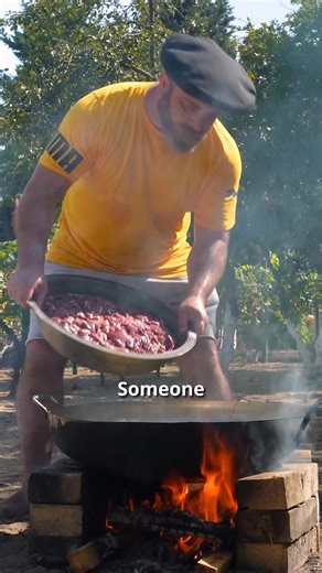 Tender chicken livers and hearts with fragrant potatoes, onions, and a touch of green apple, cooked to perfection over an open flame. Every bite is a taste of tradition and care. #OutdoorCooking #GrilledChicken #TraditionalRecipe #Cooking | Fire Up, Bro