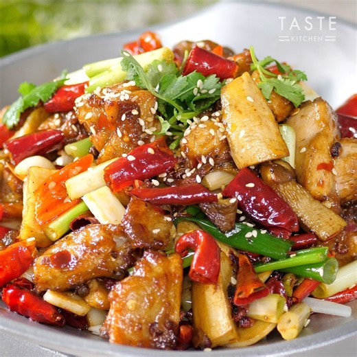 Griddle cooked chicken with pepper ＃MasterChef ＃TasteKitchen | Taste Kitchen