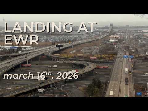 Final Approach to Newark (EWR) | NYC Skyline from Plane Window