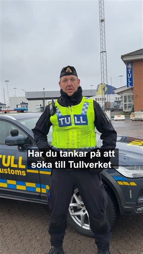 Har du ännu inte bestämt dig om du ska söka jobbet som tullaspirant? Då har tullinspektören Stefan ett råd: Sök! Du kommer inte ångra dig. Du kommer få ett varierande och omväxlande jobb där du är med och gör skillnad. Och så är det alltid fint väder när vi jobbar! Just nu söker vi tullaspiranter till Stockholm, Arlanda, Malmö, Helsingborg, Trelleborg, Ystad, Umeå, Gävle och Haparanda. Missa inte att skicka in din ansökan senast på söndag den 1 februari, om du vill bli en av våra nästa tullaspir