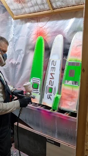 159 reactions | Sensor F5J "neon green"  Paining  #cnmodels #f5j #painting #rcplanedesign #mold #aluminummold #sensorf5j #rchobby | Cn-Models | Facebook