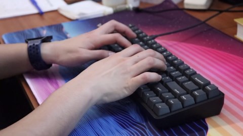 Vortexgear Cypher 65% Cherry MX Clear typing sounds no talking