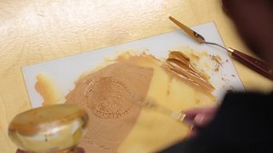 What do you get when you mix raw pigment with linseed oil? The Florence Academy of Art US student at Mana, Dustin Adamson shows us how he makes his own oil paint. | Mana Contemporary