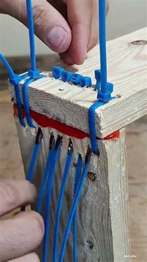 How to connect wood using ties