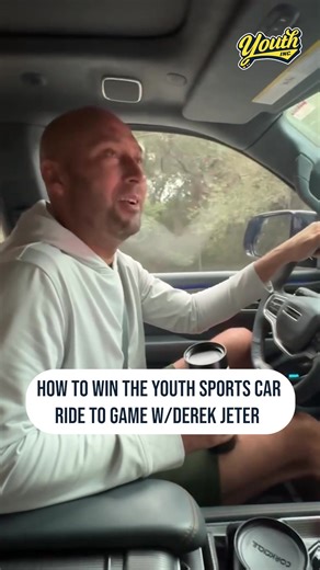 Derek Jeter knows how to run a pregame car ride 🚙 🎥: derekjeter on IG