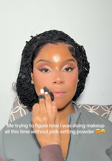 Unlock Flawless Makeup with Pink Setting Powder Tips