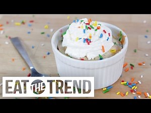 Make This Fluffy Funfetti Cake in Just 5 Minutes!