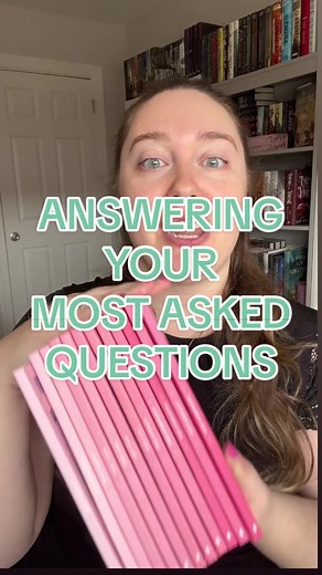 Answering your most asked questions in this Chatbooks Q&A! ✨ You can always email support@chatbooks.com if you have additional questions 🤝😊