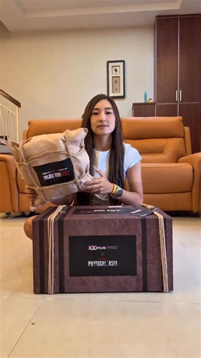 Yen chia on Instagram: "Just unboxed my 100PLUS Unlock Your 100 kit and… I’m READY. New gear, fresh motivation, and a challenge to level up. Let’s see what my 100 looks like 🤩🤩 Don’t forget to join the challenge and win yourself a carton of 100PLUS PRO! 🔥 #UnlockYour100 #100PLUS"