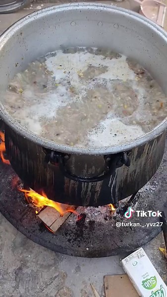 Aşure Günü Kutlamaları ve Anlamı