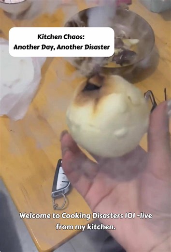 Every time I cook, the smoke alarm works harder than me 😩🚨. #kitchen #comedy#cooking #dailycooking #funny