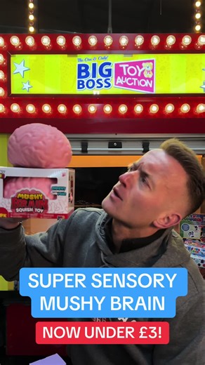 Super sensory mushy brain! Big size! Hours of fun! Pull it, twist it, yank it! Sensory overload! #sensory #fidget #sale #flashsale