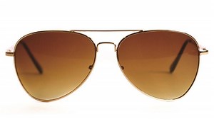 Digital dressing room: Augmented Reality tool for small and mid-sized businesses