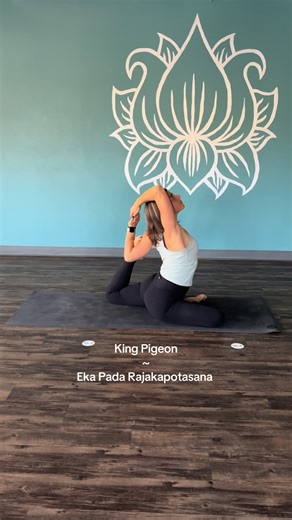 Who wants to learn poses to help get you into king pigeon pose?! #yogapose #kingpigeonpose #yogastudio