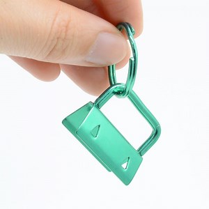 [Hot Item] Promotional 32mm Iron Green Key Fob Hardware
