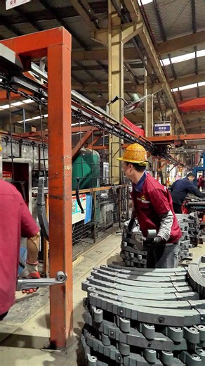 Trusted by global customers for superior suspensions. #leafspring #Trailerleafspring #Truckleafspring #Lightdutytrailerspring #Heavydutytrailerspring