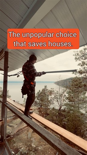 Follow @b‪@luc_construction‬ Capping fascia with metal flashing saves paint & prevents rot on homes