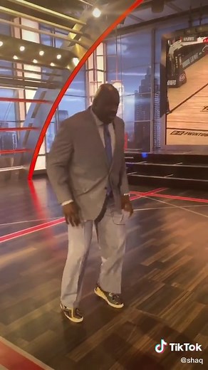 Show me your tip toe dance #tiptoechallenge