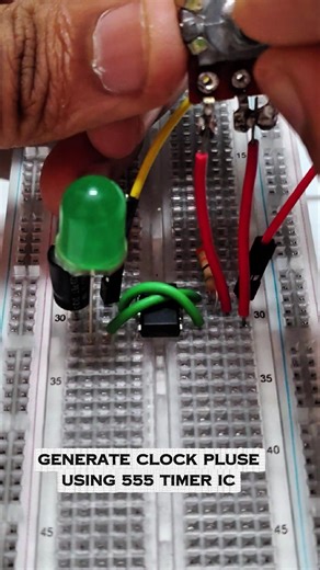 Generate clock pluse using 555 timer ic