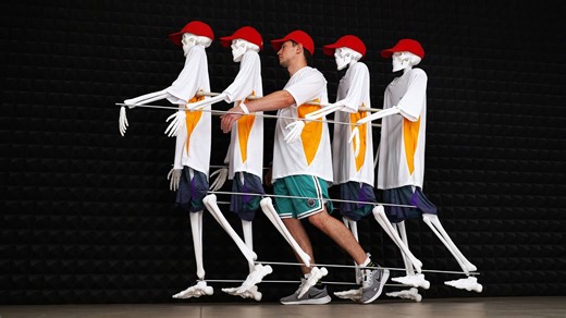 How I built a walking skeleton costume with 3D printed skulls!