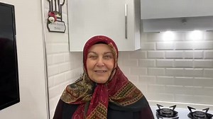 212K views · 5.1K reactions | " Bat demişler, 7 somunu yut demişler." Bugün size TOKAT BATI tarifi verdim yavrularım. Ben bu şekilde yapıyorum. Kızarmış ev ekmeğiylede güpür güpür yiyorum. Eğer bunu bilmeyeniniz varsa bir kere yapsın tadını bir alsın daha bırakamaz zaten. Hepinize şimdiden afiyet olsun. #tokatbatı #bat #tokatbatimiz #battokakatindir #tokatbatıtarif #tokatbatıyemeklazım | Müfide Ersoy | Facebook