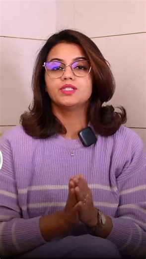 🌱 Chia seeds are trending… but Sabja seeds deserve more attention. Sabja seeds absorb water faster, are lighter on the gut, and easier to digest. They support hydration, gut comfort, and satiety without adding heavy calories. 💧 Chia seeds are great for omega-3s and protein — but they can feel heavy if overused. Sabja seeds shine when you want something cooling, light, and refreshing, especially in summers ☀️ Different seeds. Different benefits. Choose based on what your body needs — not just w