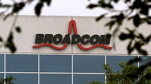 Trump blocks Broadcom-Qualcomm merger