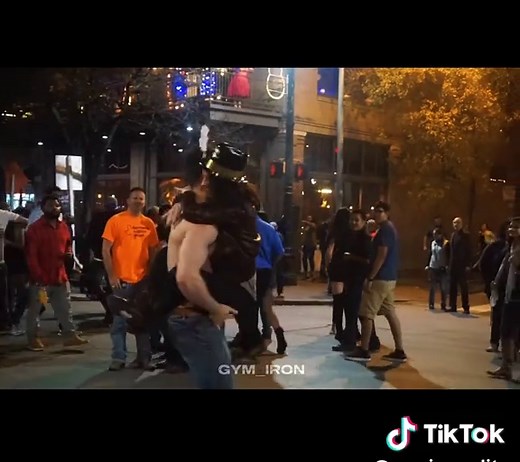 Connor Murphy: The Journey of Free Hugs